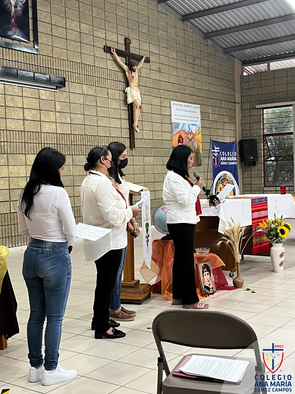 Vigilia de Pentecostés | Col. Ana Maria Gomez Campos SLP